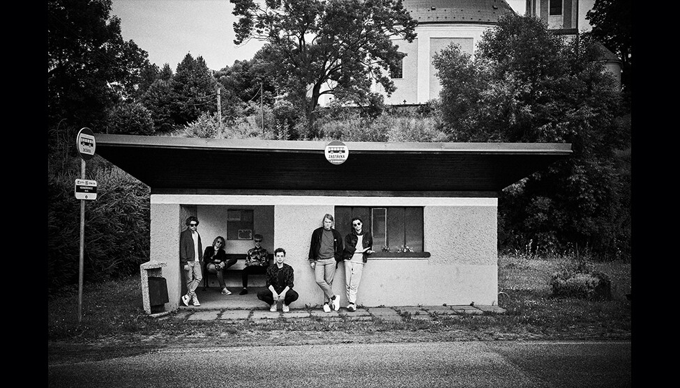 Flying Moon In Space | Stadtkonzerte